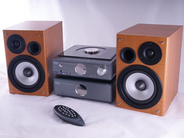 Opinie o zestawie Hitachi AX-M69 z kolumnami 2x 50W 8 Ohm?